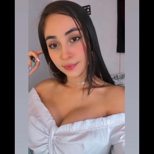 Andrea Tovar TikTok Profile | SubmitHub