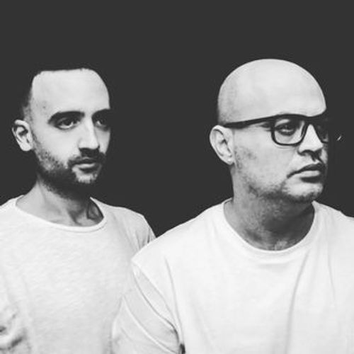 SEAN & DEE Spotify Playlister | SubmitHub