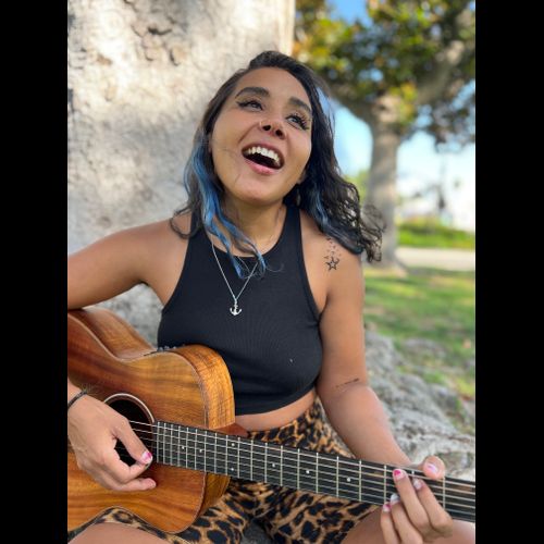 Leah Van King res profile | SubmitHub